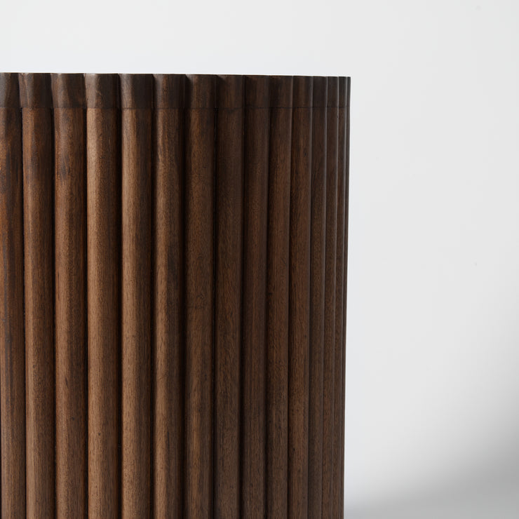 Baldr Walnut Side Table, Ribbed, Round | Vaunt Design