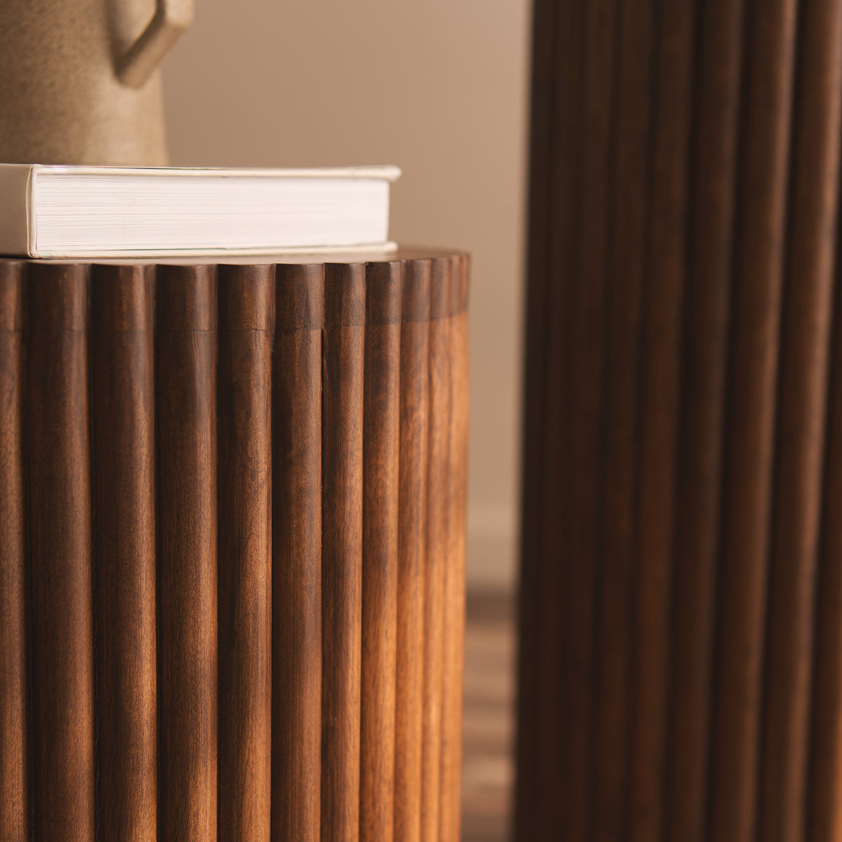 Baldr Walnut Side Table, Ribbed, Round | Vaunt Design