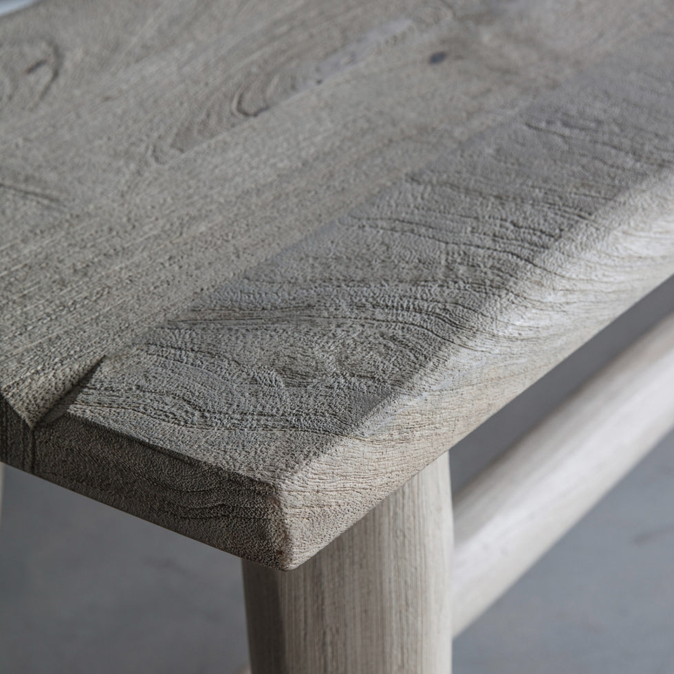 Bo Short Wonky Bench | Vaunt Design